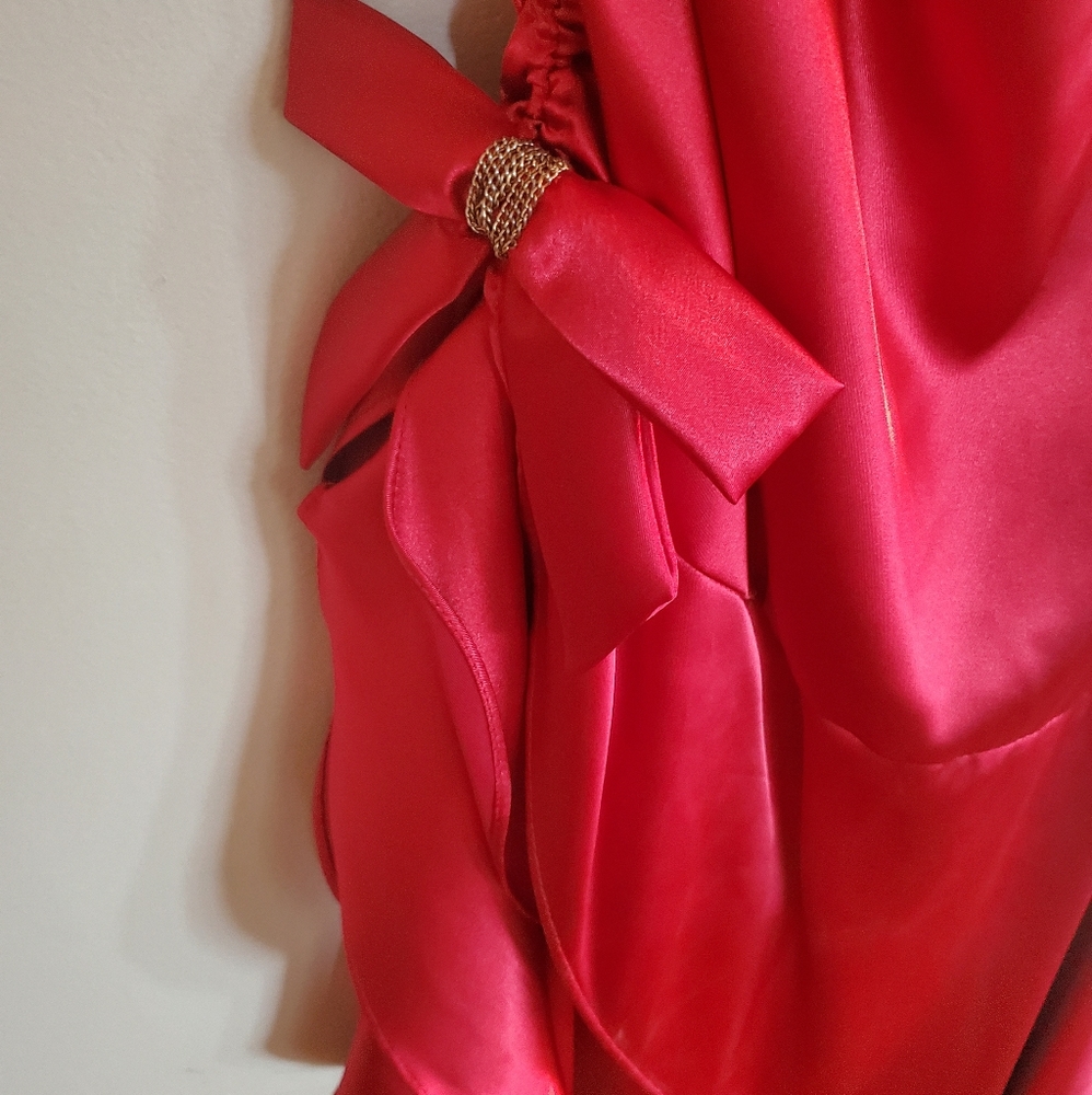 Women's Red Silky Flowy Dress With Leg Slit - Gem